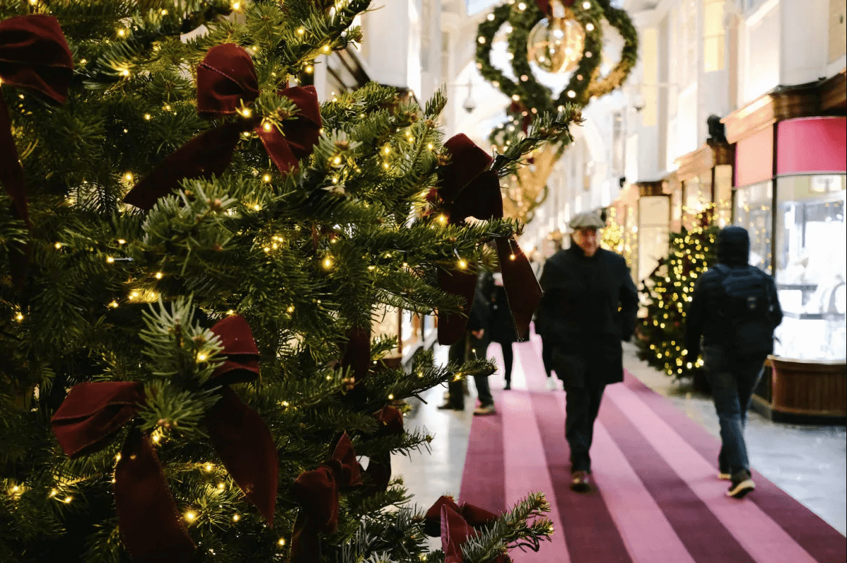 Discover London’s Christmas Traditions on a Private Walking Tour ...